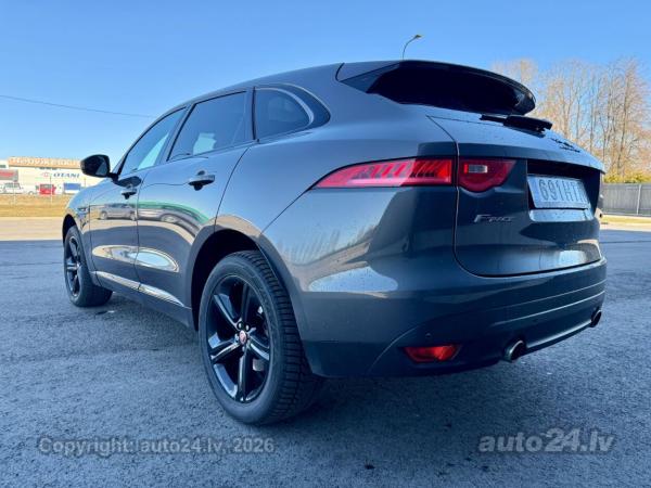 Grey Jaguar F-Pace 2016 in Tallinn, with an engine capacity of 3.00 L and mileage of 212 thousand km for 18500 €, photo 4 on AUTOMOTO.COM.LV