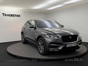Grey Jaguar F-Pace 2016 in Parnu, with an engine capacity of 2.00 L and mileage of 183 thousand km for 15990 €, photo 4 on AUTOMOTO.COM.LV