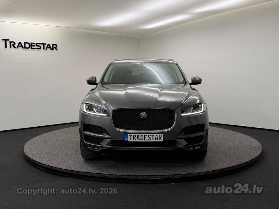 Grey Jaguar F-Pace 2016 in Parnu, with an engine capacity of 2.00 L and mileage of 151 thousand km for 15990 €, photo 3 on AUTOMOTO.COM.LV