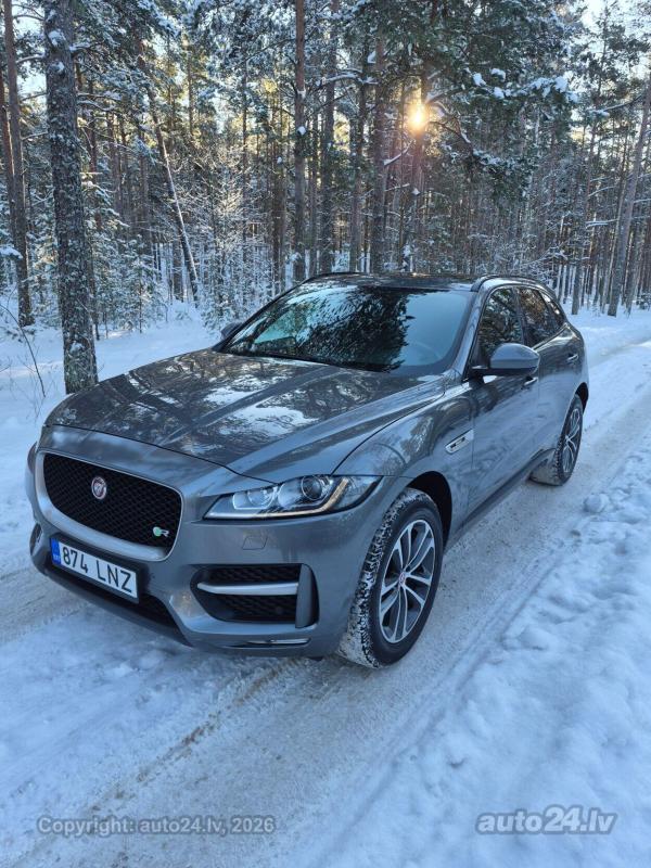 Pelēks Jaguar F-Pace 2017 Tallina, ar dzinēja tilpumu 2.00 L un nobraukumu 126 tūkst. km par 15990 €, foto 1 vietnē AUTOMOTO.COM.LV