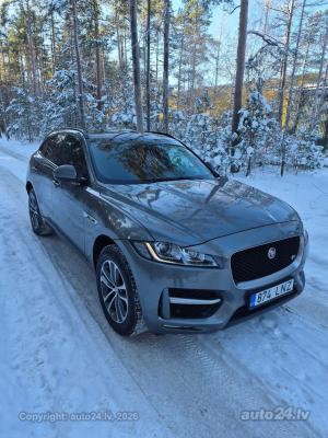 Grey Jaguar F-Pace 2017 in Tallinn, with an engine capacity of 2.00 L and mileage of 126 thousand km for 15990 €, photo 3 on AUTOMOTO.COM.LV