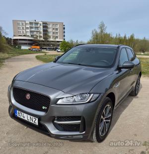 Grey Jaguar F-Pace 2017 in Tallinn, with an engine capacity of 2.00 L and mileage of 131 thousand km for 15990 €, photo 4 on AUTOMOTO.COM.LV