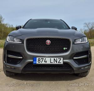 Grey Jaguar F-Pace 2017 in Tallinn, with an engine capacity of 2.00 L and mileage of 131 thousand km for 15990 €, photo 5 on AUTOMOTO.COM.LV