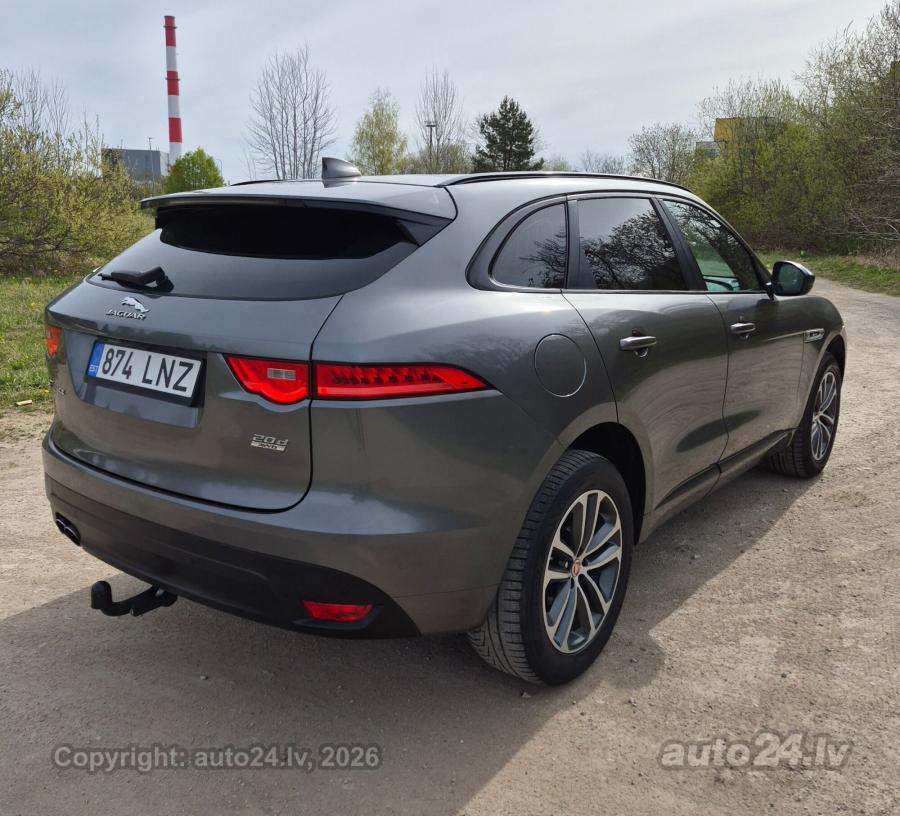 Grey Jaguar F-Pace 2017 in Tallinn, with an engine capacity of 2.00 L and mileage of 131 thousand km for 15990 €, photo 8 on AUTOMOTO.COM.LV