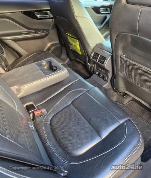 Grey Jaguar F-Pace 2017 in Tallinn, with an engine capacity of 2.00 L and mileage of 131 thousand km for 15990 €, photo 15 on AUTOMOTO.COM.LV