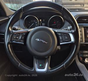 Grey Jaguar F-Pace 2017 in Tallinn, with an engine capacity of 2.00 L and mileage of 131 thousand km for 15990 €, photo 20 on AUTOMOTO.COM.LV