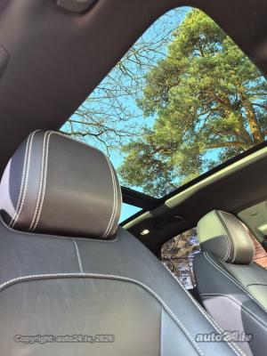 Grey Jaguar F-Pace 2017 in Tallinn, with an engine capacity of 2.00 L and mileage of 131 thousand km for 15990 €, photo 22 on AUTOMOTO.COM.LV