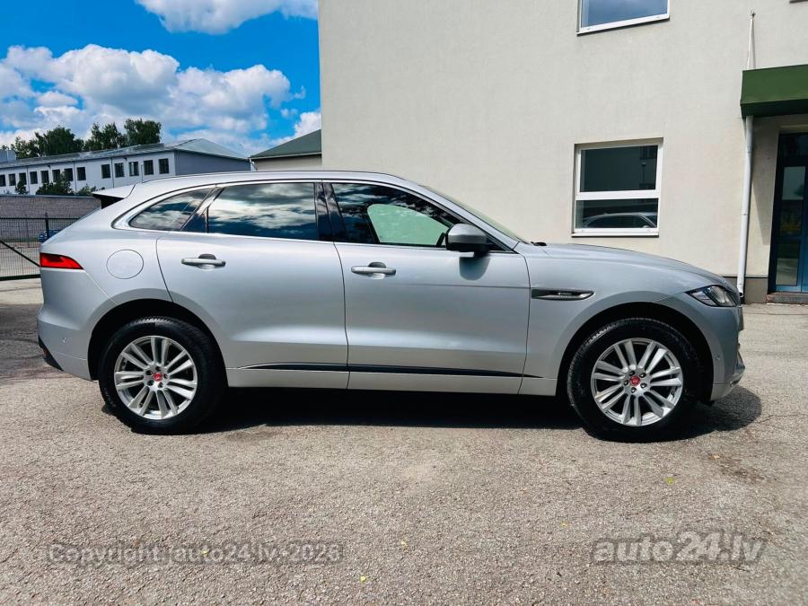 Pelēks Jaguar F-Pace 2017 Tallina, ar dzinēja tilpumu 3.00 L un nobraukumu 135 tūkst. km par 12500 €, foto 5 vietnē AUTOMOTO.COM.LV