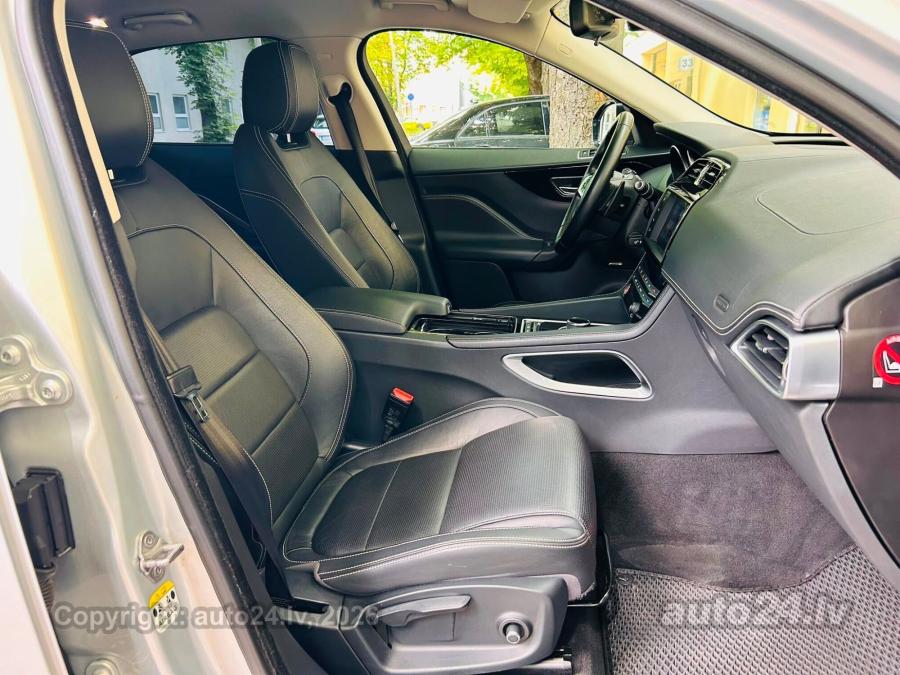 Pelēks Jaguar F-Pace 2017 Tallina, ar dzinēja tilpumu 3.00 L un nobraukumu 135 tūkst. km par 12500 €, foto 11 vietnē AUTOMOTO.COM.LV