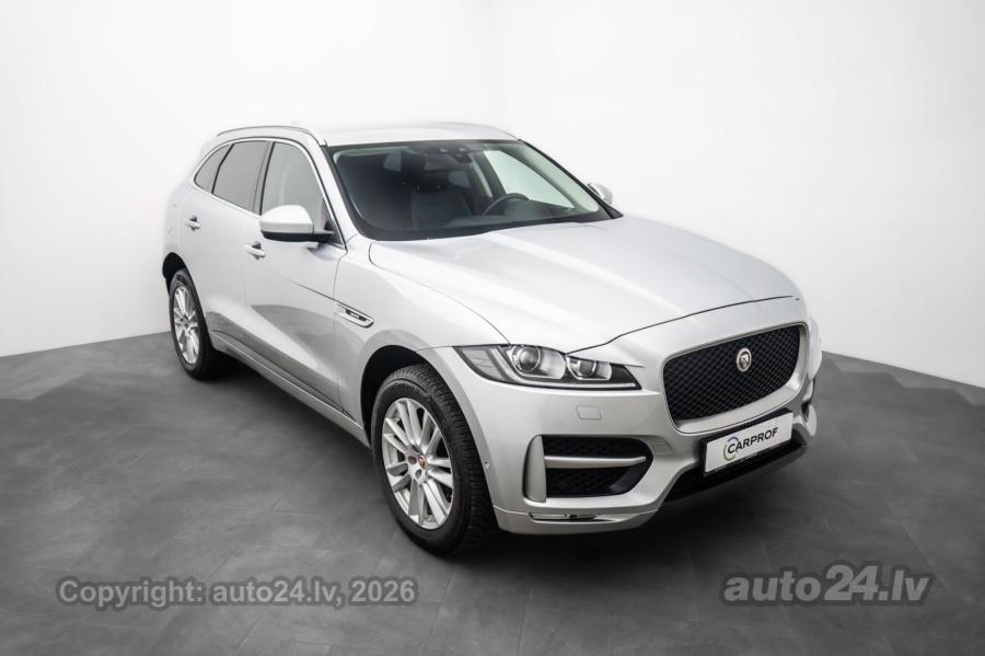 Grey Jaguar F-Pace 2017 in Tallinn, with an engine capacity of 3.00 L and mileage of 129 thousand km for 15999 €, photo 4 on AUTOMOTO.COM.LV