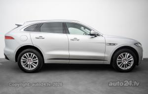 Grey Jaguar F-Pace 2017 in Tallinn, with an engine capacity of 3.00 L and mileage of 129 thousand km for 15999 €, photo 5 on AUTOMOTO.COM.LV