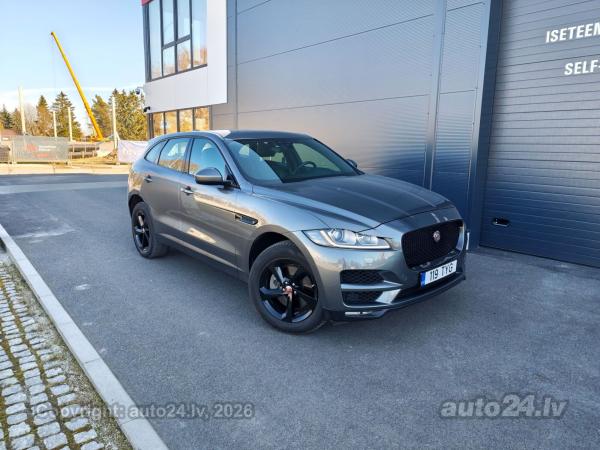 Grey Jaguar F-Pace 2019 in Tallinn, with an engine capacity of 3.00 L and mileage of 194 thousand km for 23700 €, photo 2 on AUTOMOTO.COM.LV