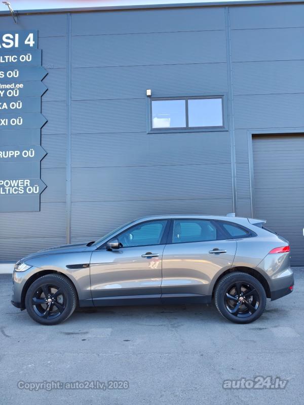 Grey Jaguar F-Pace 2019 in Tallinn, with an engine capacity of 3.00 L and mileage of 194 thousand km for 23700 €, photo 9 on AUTOMOTO.COM.LV