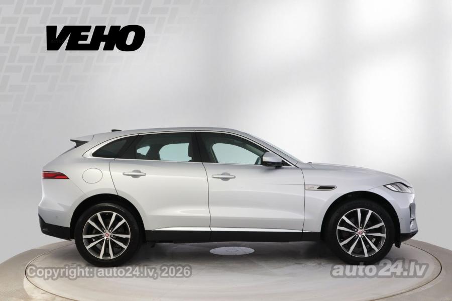 Pelēks Jaguar F-Pace 2021 Tallina, ar dzinēja tilpumu 2.00 L un nobraukumu 50 tūkst. km par 31900 €, foto 7 vietnē AUTOMOTO.COM.LV
