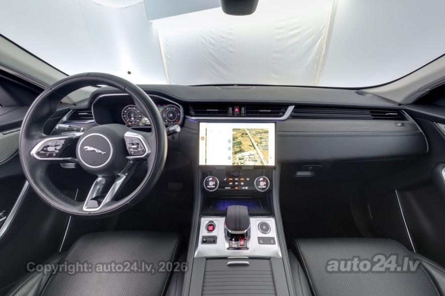 Pelēks Jaguar F-Pace 2021 Tallina, ar dzinēja tilpumu 2.00 L un nobraukumu 50 tūkst. km par 31900 €, foto 10 vietnē AUTOMOTO.COM.LV