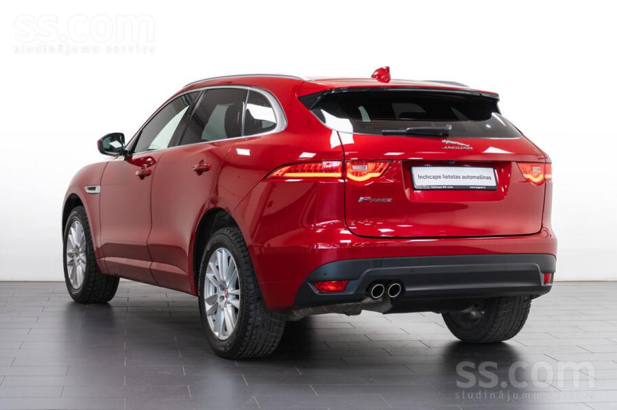 Sarkans Jaguar F-Pace 2016 Rīga, ar dzinēja tilpumu 2.00 L un nobraukumu 83 tūkst. km par 26000 €, foto 13 vietnē AUTOMOTO.COM.LV
