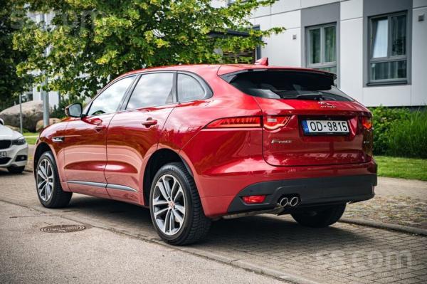 Sarkans Jaguar F-Pace 2016 Rīga, ar dzinēja tilpumu 2.00 L un nobraukumu 0 tūkst. km par 14990 €, foto 6 vietnē AUTOMOTO.COM.LV