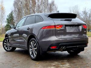 Sarkans Jaguar F-Pace 2016 Tauragė, ar dzinēja tilpumu 2.00 L un nobraukumu 185 tūkst. km par 8999 €, foto 7 vietnē AUTOMOTO.COM.LV