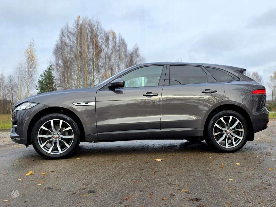Sarkans Jaguar F-Pace 2016 Tauragė, ar dzinēja tilpumu 2.00 L un nobraukumu 185 tūkst. km par 8999 €, foto 8 vietnē AUTOMOTO.COM.LV