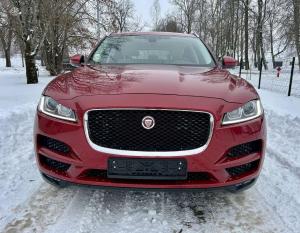 Red Jaguar F-Pace 2016 in Taurage, with an engine capacity of 2.00 L and mileage of 89 thousand km for 12800 €, photo 6 on AUTOMOTO.COM.LV