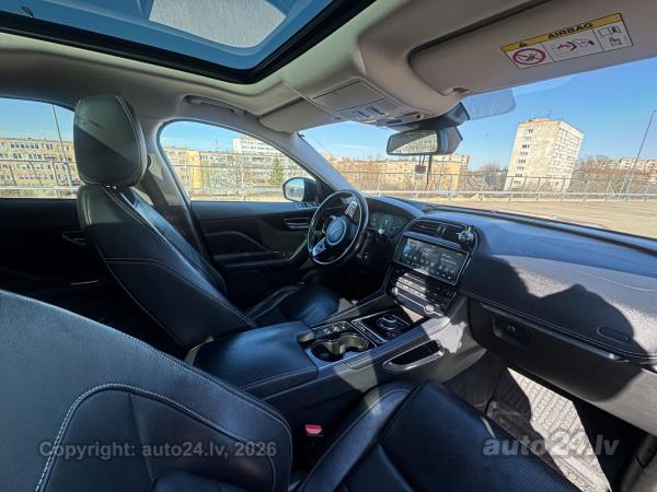 Red Jaguar F-Pace 2016 in Narva, with an engine capacity of 3.00 L and mileage of 125 thousand km for 25000 €, photo 5 on AUTOMOTO.COM.LV