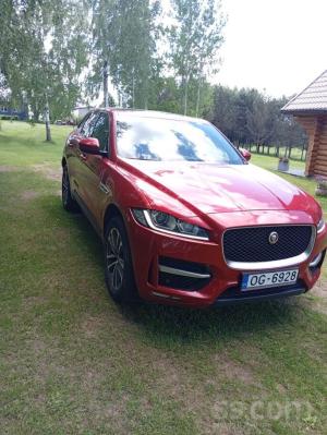 Sarkans Jaguar F-Pace 2016 Daugavpils, ar dzinēja tilpumu 2.00 L un nobraukumu 171 tūkst. km par 13700 €, foto 5 vietnē AUTOMOTO.COM.LV