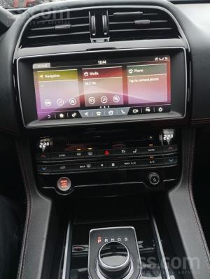 Sarkans Jaguar F-Pace 2016 Daugavpils, ar dzinēja tilpumu 2.00 L un nobraukumu 171 tūkst. km par 13700 €, foto 10 vietnē AUTOMOTO.COM.LV