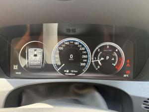 Red Jaguar F-Pace 2016 in Visaginas, with an engine capacity of 2.00 L and mileage of 192 thousand km for 13999 €, photo 9 on AUTOMOTO.COM.LV