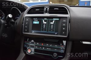Red Jaguar F-Pace 2017 in Riga, with an engine capacity of 2.00 L and mileage of 106 thousand km for 14500 €, photo 8 on AUTOMOTO.COM.LV