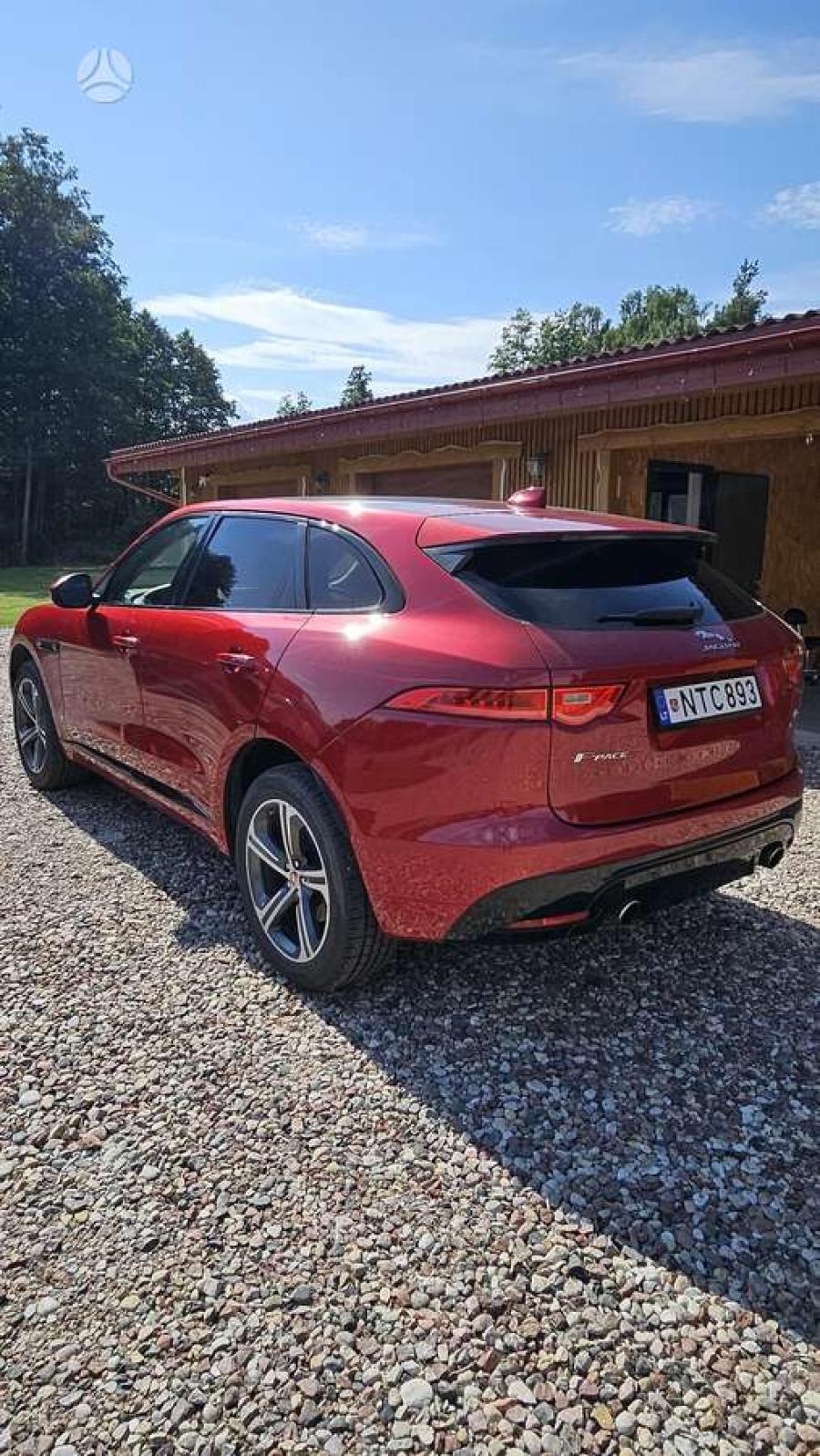 Sarkans Jaguar F-Pace 2017 Alīta, ar dzinēja tilpumu 3.00 L un nobraukumu 145 tūkst. km par 21000 €, foto 11 vietnē AUTOMOTO.COM.LV