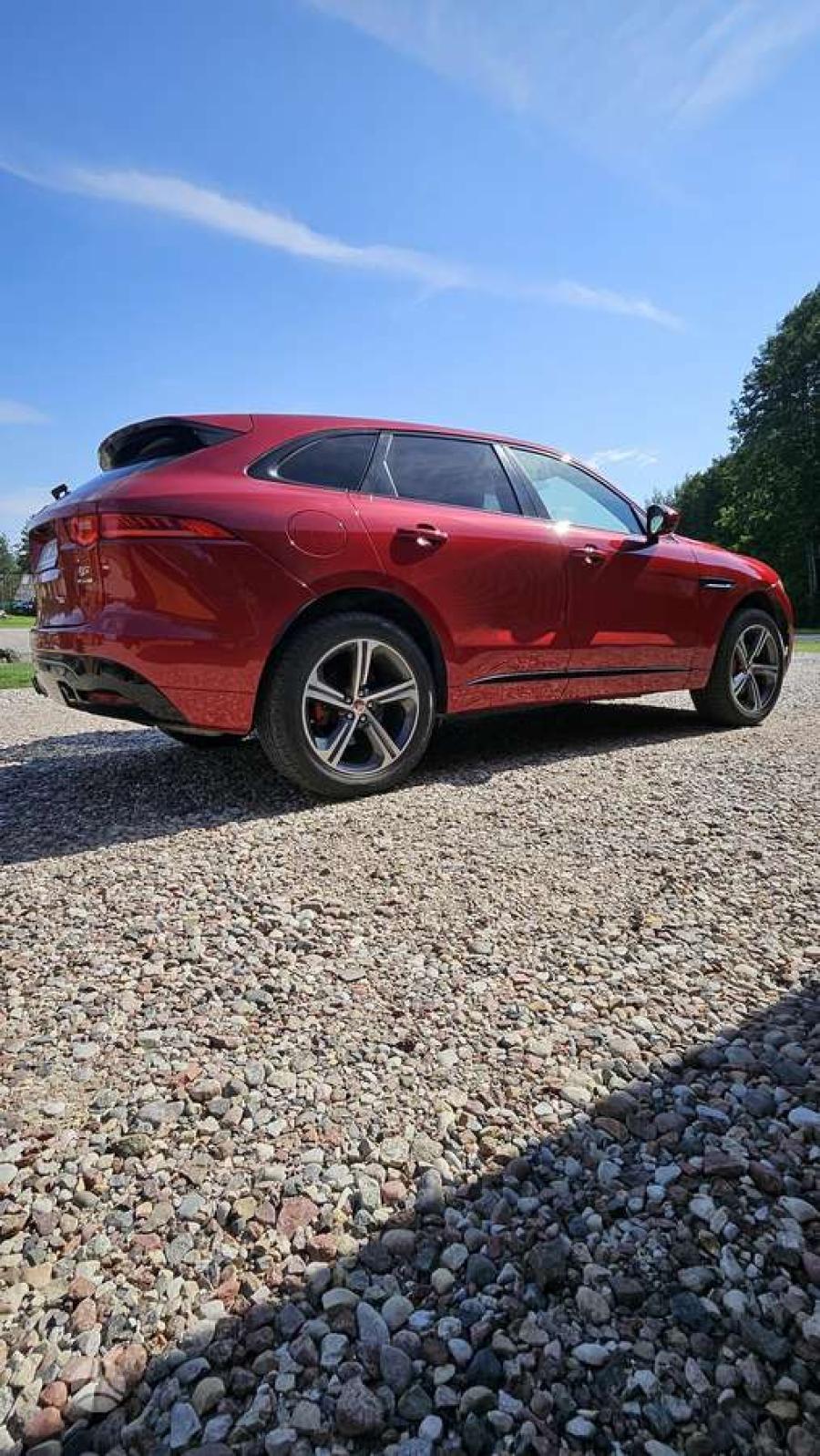 Sarkans Jaguar F-Pace 2017 Alīta, ar dzinēja tilpumu 3.00 L un nobraukumu 145 tūkst. km par 21000 €, foto 14 vietnē AUTOMOTO.COM.LV