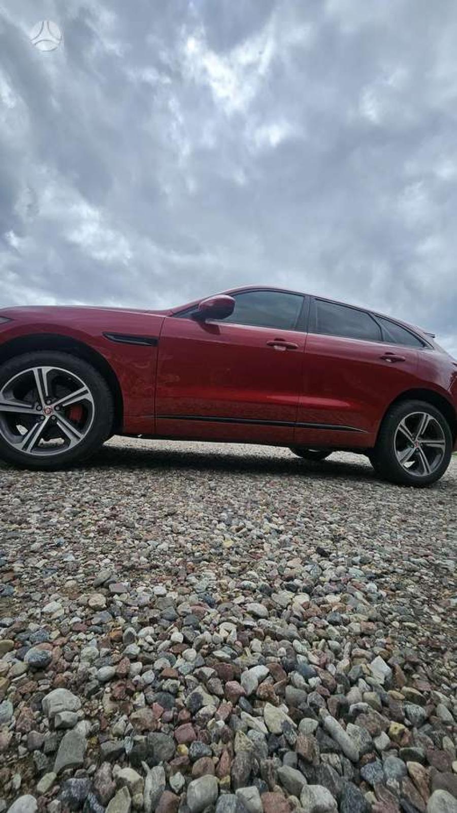 Sarkans Jaguar F-Pace 2017 Alīta, ar dzinēja tilpumu 3.00 L un nobraukumu 145 tūkst. km par 21000 €, foto 16 vietnē AUTOMOTO.COM.LV