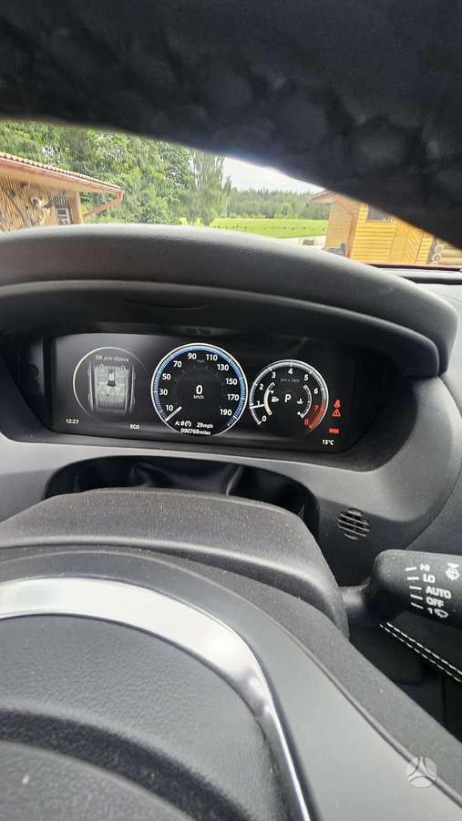 Sarkans Jaguar F-Pace 2017 Alīta, ar dzinēja tilpumu 3.00 L un nobraukumu 145 tūkst. km par 21000 €, foto 27 vietnē AUTOMOTO.COM.LV