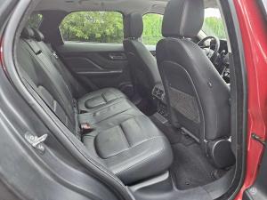Sarkans Jaguar F-Pace 2017 Tauragė, ar dzinēja tilpumu 2.00 L un nobraukumu 120 tūkst. km par 10900 €, foto 26 vietnē AUTOMOTO.COM.LV
