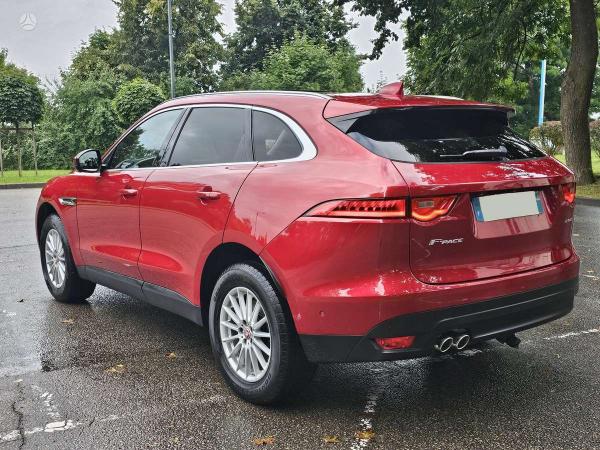 Sarkans Jaguar F-Pace 2017 Tauragė, ar dzinēja tilpumu 2.00 L un nobraukumu 120 tūkst. km par 10900 €, foto 10 vietnē AUTOMOTO.COM.LV