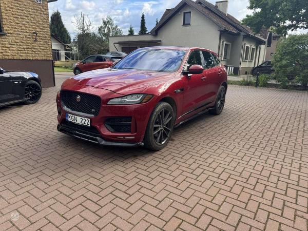 Sarkans Jaguar F-Pace 2017 Kauņa, ar dzinēja tilpumu 3.00 L un nobraukumu 227 tūkst. km par 19500 €, foto 3 vietnē AUTOMOTO.COM.LV