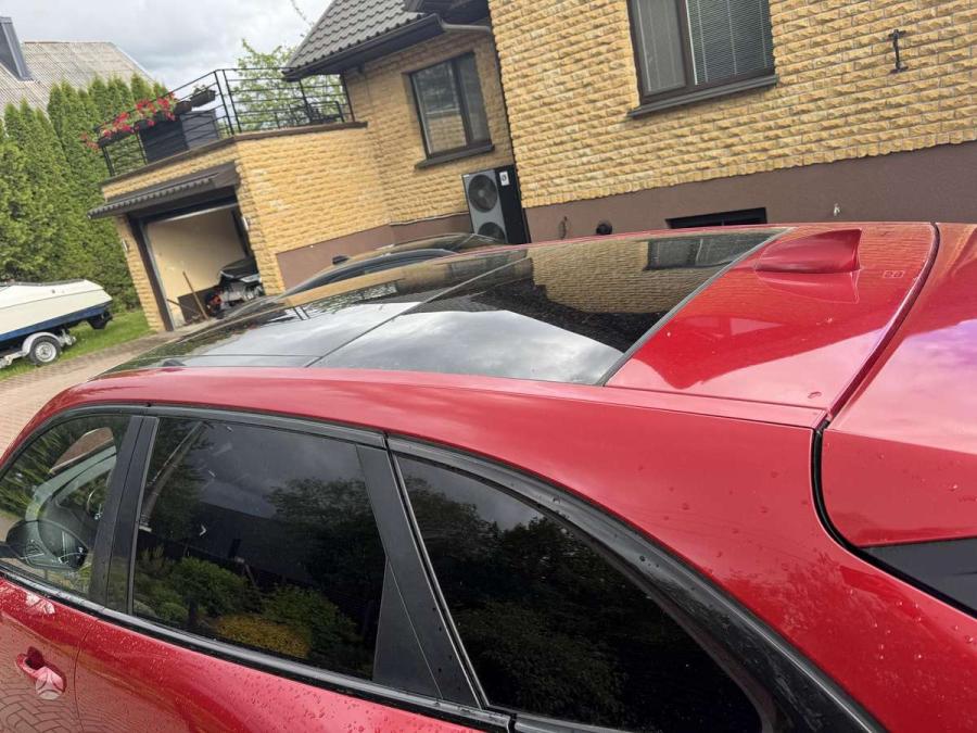 Red Jaguar F-Pace 2017 in Kaunas, with an engine capacity of 3.00 L and mileage of 227 thousand km for 19500 €, photo 7 on AUTOMOTO.COM.LV