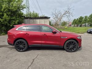 Sarkans Jaguar F-Pace 2018 Rīga, ar dzinēja tilpumu 2.00 L un nobraukumu 170 tūkst. km par 15990 €, foto 6 vietnē AUTOMOTO.COM.LV