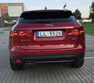 Red Jaguar F-Pace 2018 in Riga, with an engine capacity of 2.00 L and mileage of 130 thousand km for 15800 €, photo 4 on AUTOMOTO.COM.LV