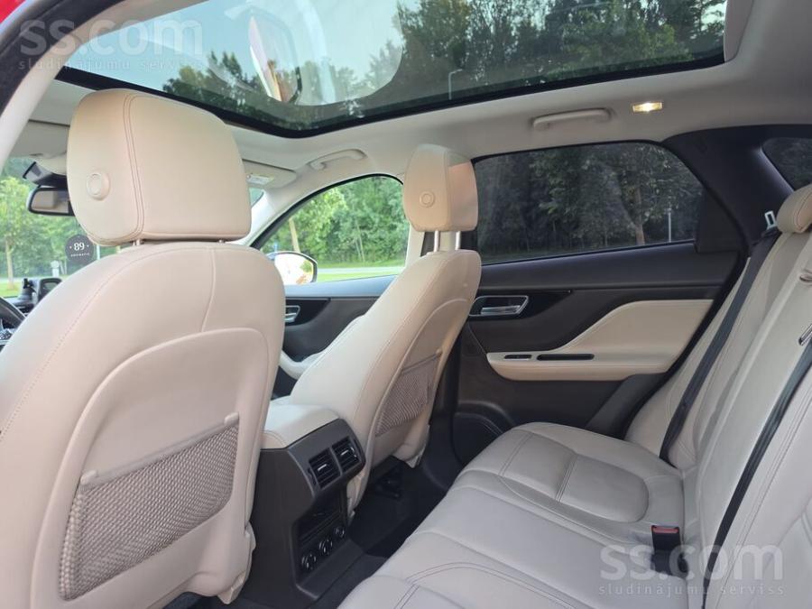 Red Jaguar F-Pace 2018 in Riga, with an engine capacity of 2.00 L and mileage of 130 thousand km for 15800 €, photo 8 on AUTOMOTO.COM.LV