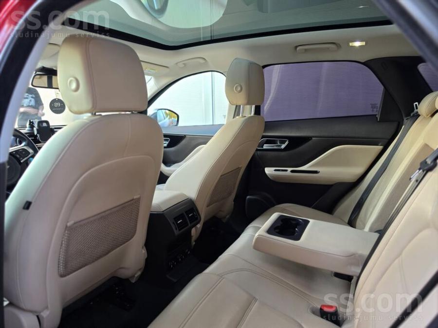 Red Jaguar F-Pace 2018 in Riga, with an engine capacity of 2.00 L and mileage of 130 thousand km for 15800 €, photo 10 on AUTOMOTO.COM.LV
