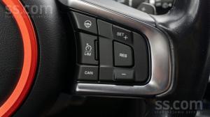 Sarkans Jaguar F-Pace 2018 Rīga, ar dzinēja tilpumu 2.00 L un nobraukumu 170 tūkst. km par 15990 €, foto 22 vietnē AUTOMOTO.COM.LV