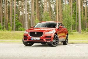 Red Jaguar F-Pace 2018 in Riga, with an engine capacity of 2.00 L and mileage of 170 thousand km for 14590 €, photo  on AUTOMOTO.COM.LV