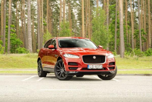 Sarkans Jaguar F-Pace 2018 Rīga, ar dzinēja tilpumu 2.00 L un nobraukumu 170 tūkst. km par 14590 €, foto 2 vietnē AUTOMOTO.COM.LV