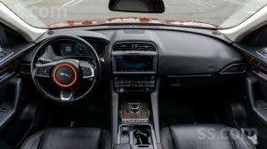 Red Jaguar F-Pace 2018 in Riga, with an engine capacity of 2.00 L and mileage of 170 thousand km for 14590 €, photo 12 on AUTOMOTO.COM.LV