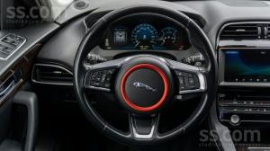 Red Jaguar F-Pace 2018 in Riga, with an engine capacity of 2.00 L and mileage of 170 thousand km for 14590 €, photo 14 on AUTOMOTO.COM.LV