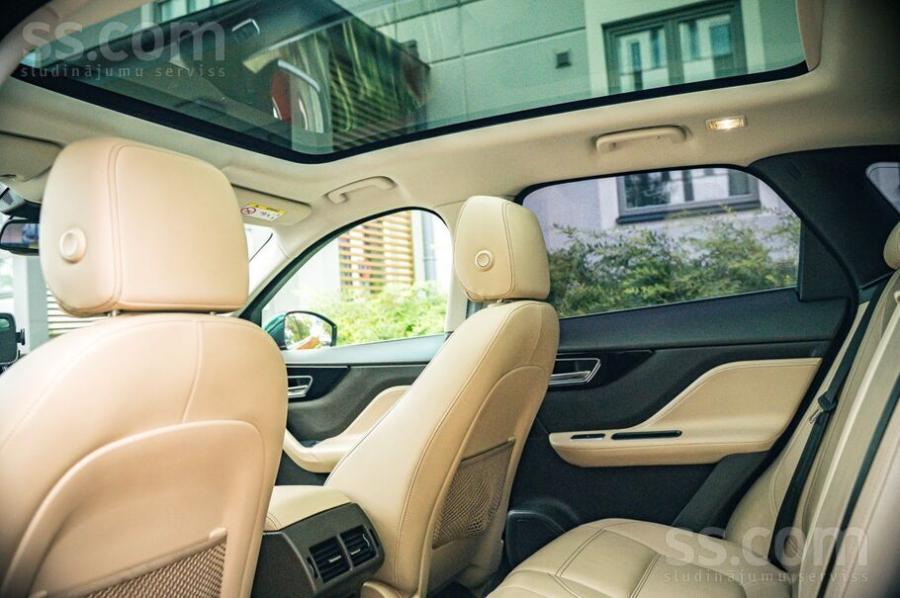 Sarkans Jaguar F-Pace 2018 Rīga, ar dzinēja tilpumu 2.00 L un nobraukumu 136 tūkst. km par 11990 €, foto 10 vietnē AUTOMOTO.COM.LV