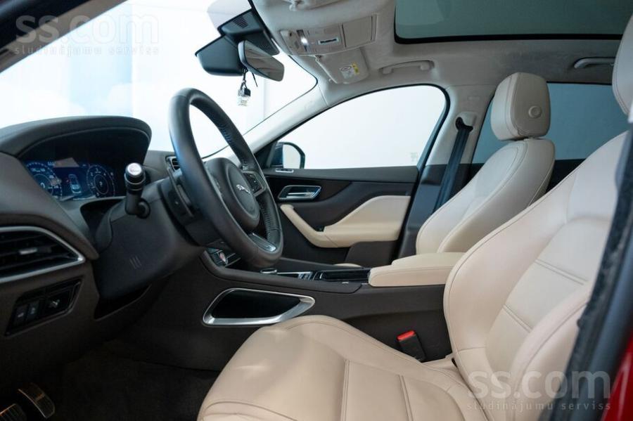 Sarkans Jaguar F-Pace 2019 Rīga, ar dzinēja tilpumu 2.00 L un nobraukumu 27 tūkst. km par 19990 €, foto 8 vietnē AUTOMOTO.COM.LV