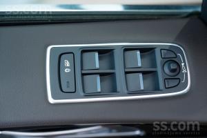 Sarkans Jaguar F-Pace 2019 Rīga, ar dzinēja tilpumu 2.00 L un nobraukumu 27 tūkst. km par 19990 €, foto 15 vietnē AUTOMOTO.COM.LV