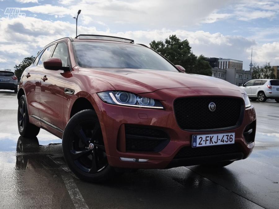Sarkans Jaguar F-Pace 2020 Viļņa, ar dzinēja tilpumu 2.00 L un nobraukumu 150 tūkst. km par 14999 €, foto 1 vietnē AUTOMOTO.COM.LV